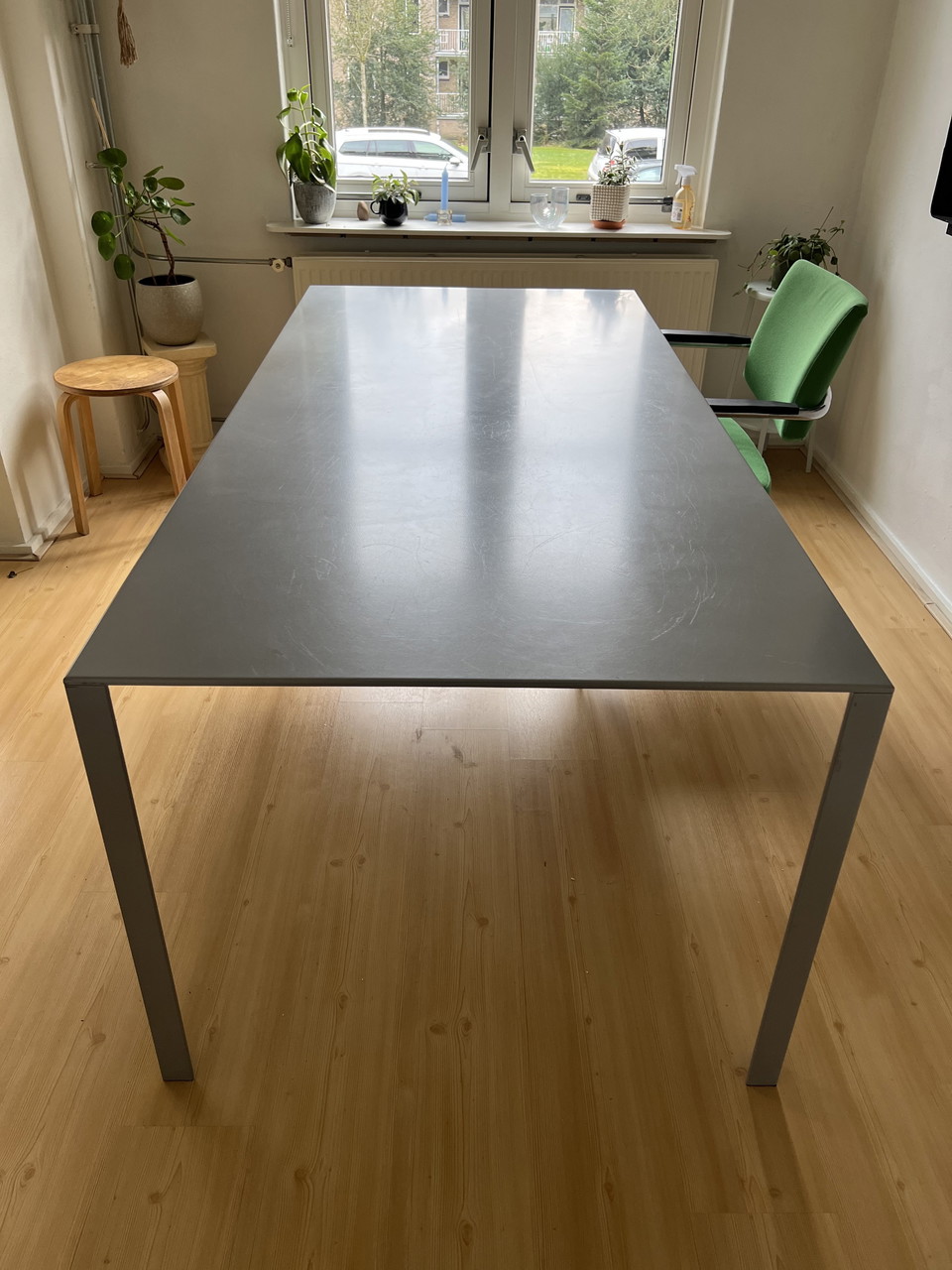 Molteni Table 'Less' By Jean Nouvel | €650 | Whoppah