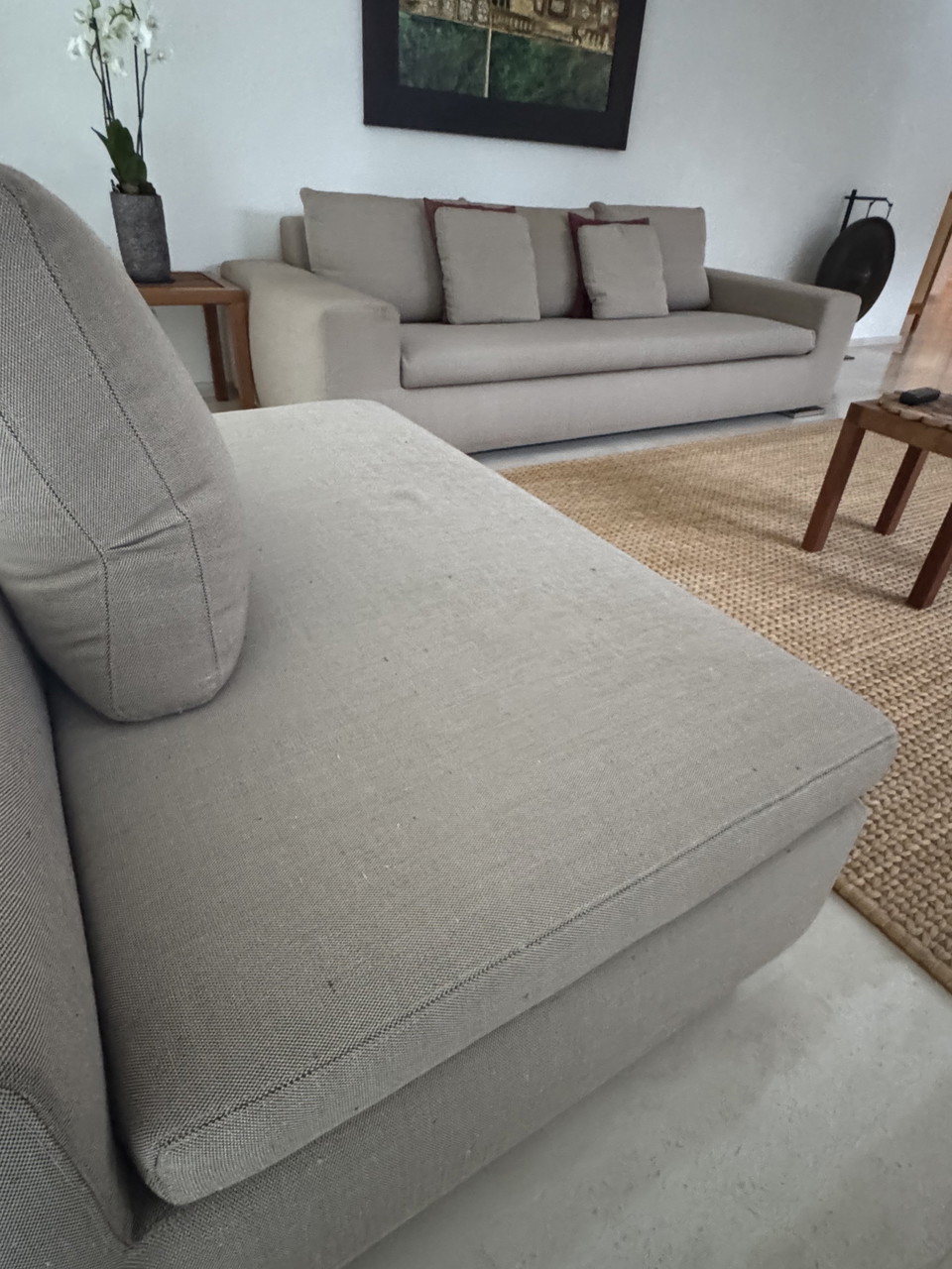 Minotti sofa MOORE Body with 2 arms and Body without arm | €1,400 | Whoppah