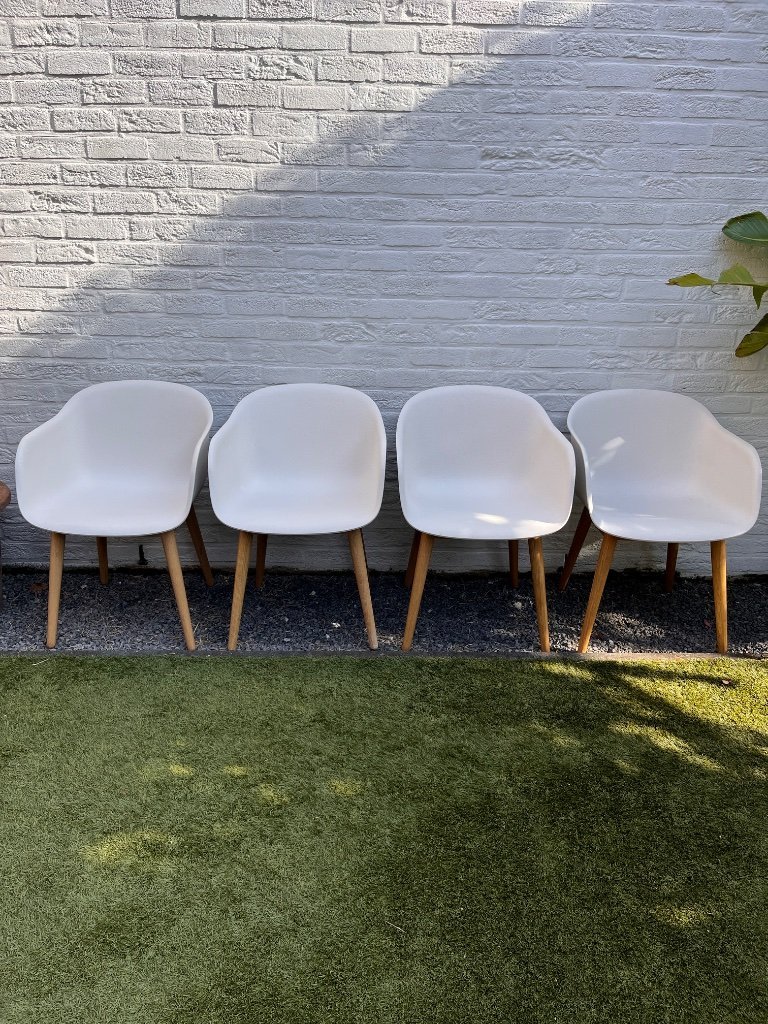 4 x Muuto Fiber Chair | €360 | Whoppah