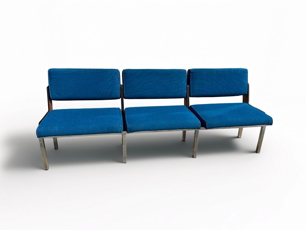 Vintage blauwe bank uit de jaren 60 van Roger Tallon | €1,299 | Whoppah