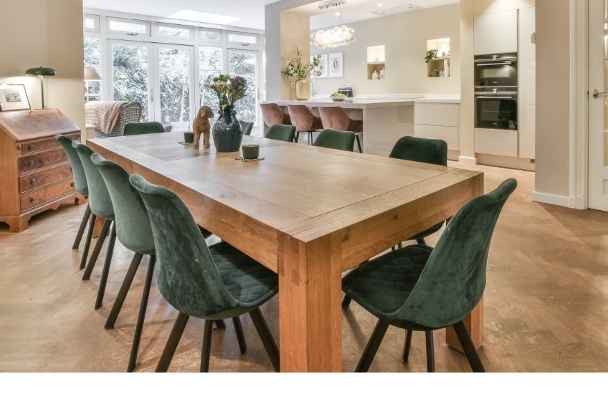 VNU Linteloo Eiken Eettafel 275x99 | €450 | Whoppah