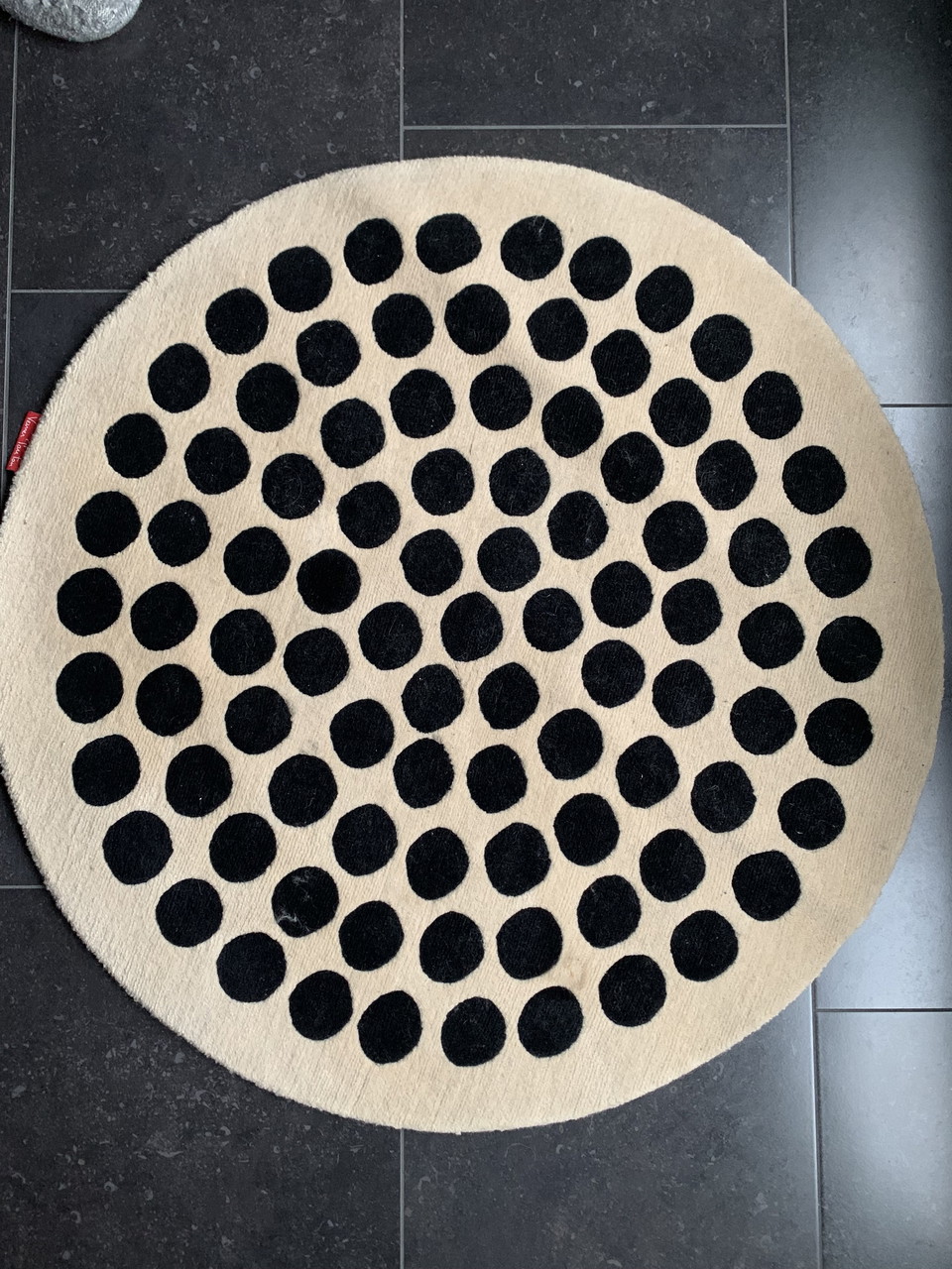 Verner Panton Rug | €350 | Whoppah