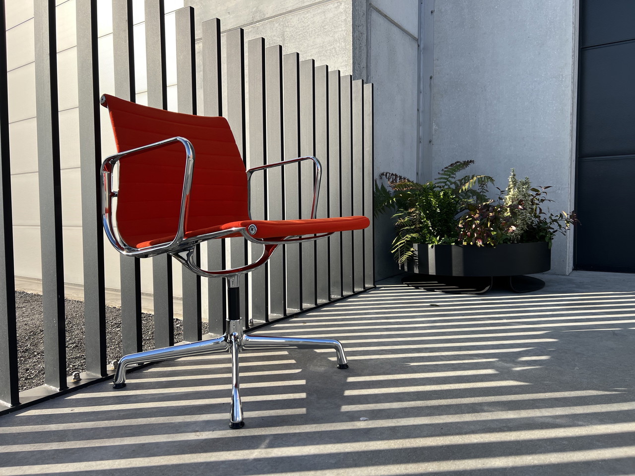 Vitra Eames EA108 Chair | €650 | Whoppah