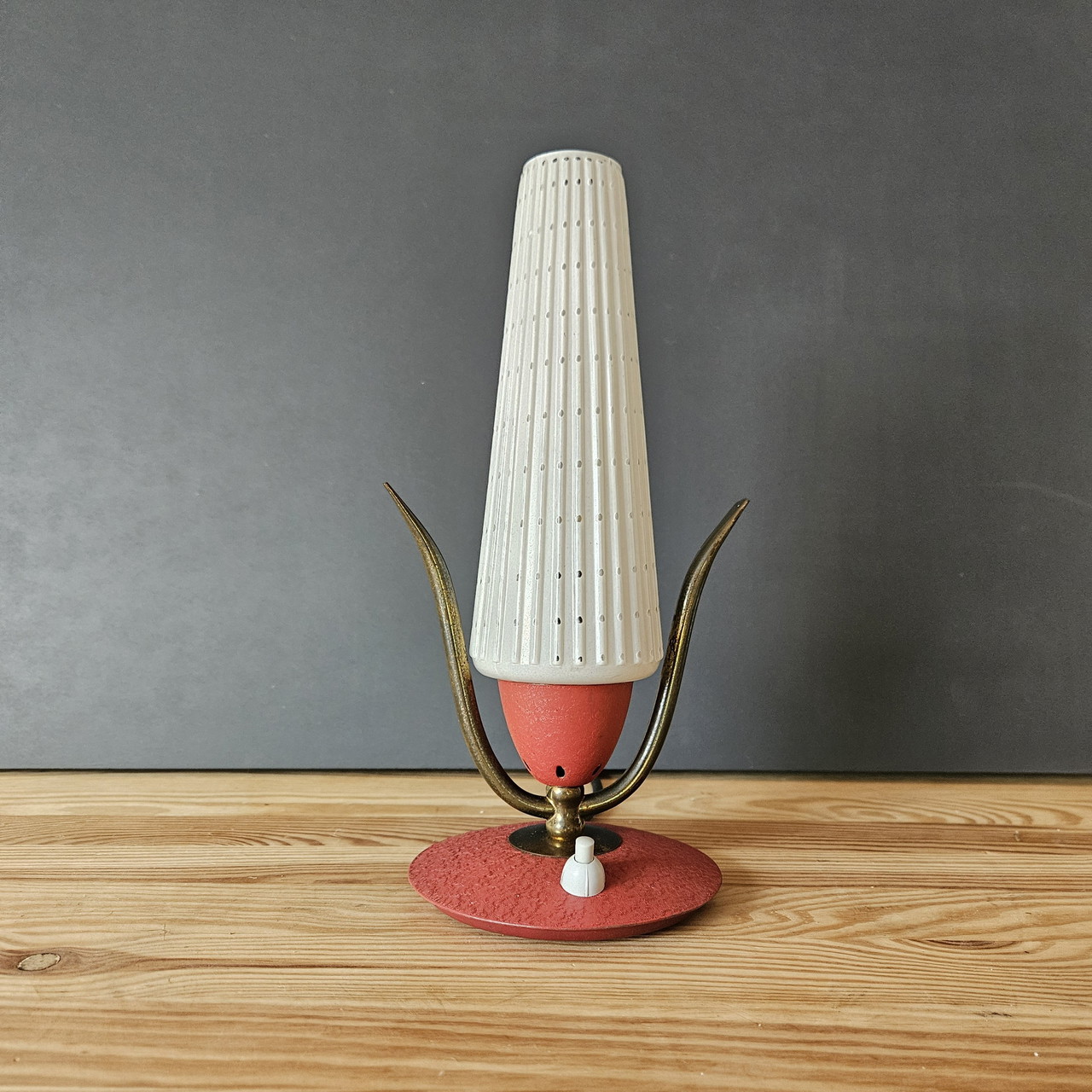 Vintage Fifties Mcm Table Lamp | €145 | Whoppah