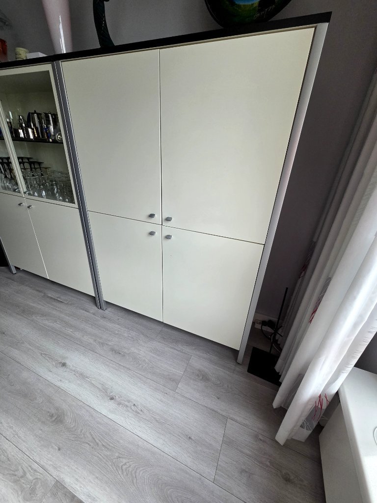 Hulsta design storage cabinet | €100 | Whoppah