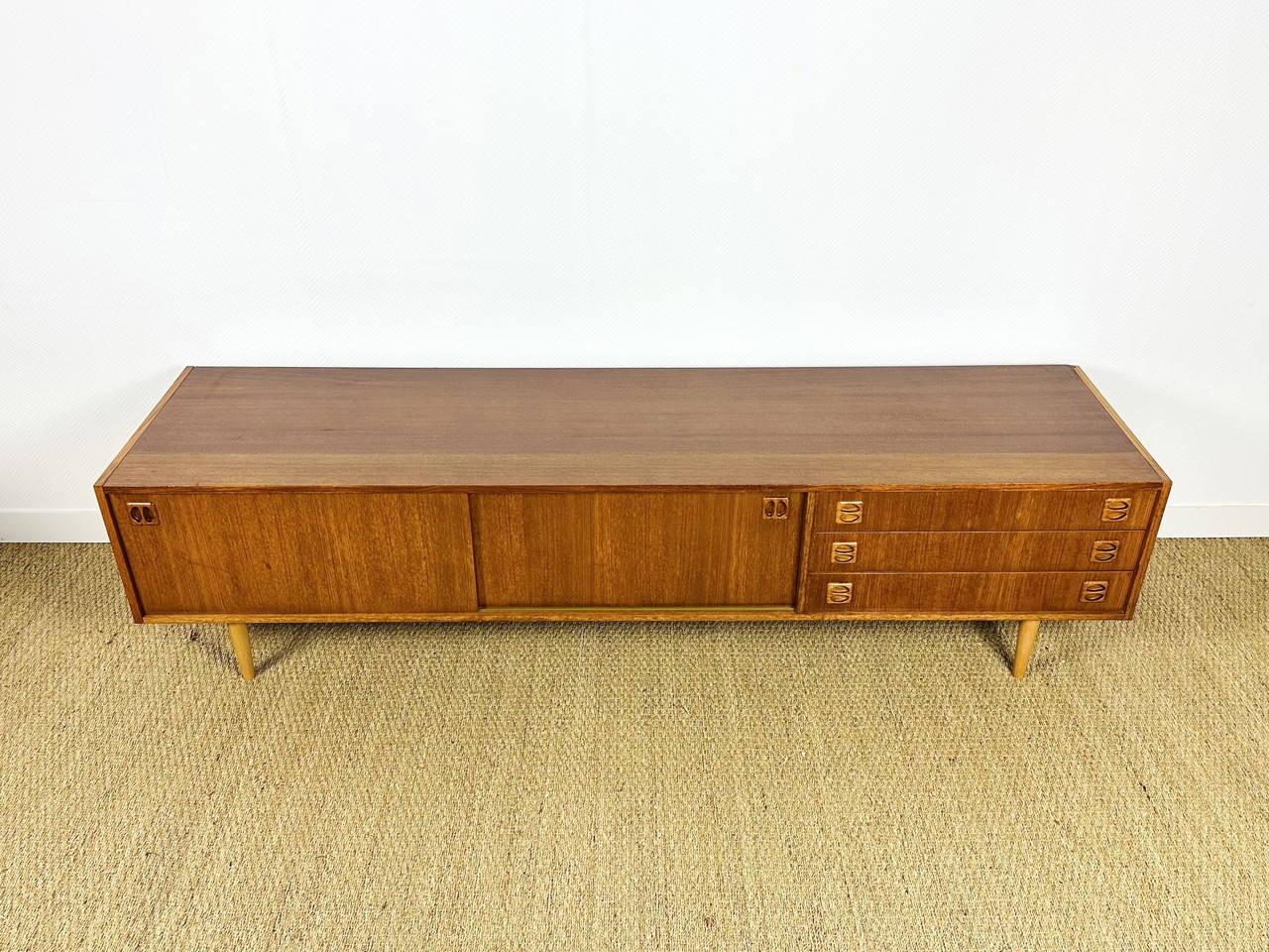 Scandinavian teak sideboard 1960 | €1,150 | Whoppah