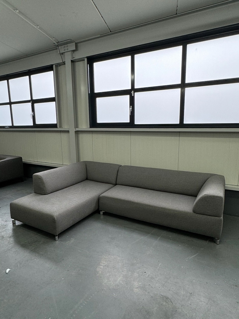 Leolux Faya Lobi Corner Sofa | €2,225 | Whoppah