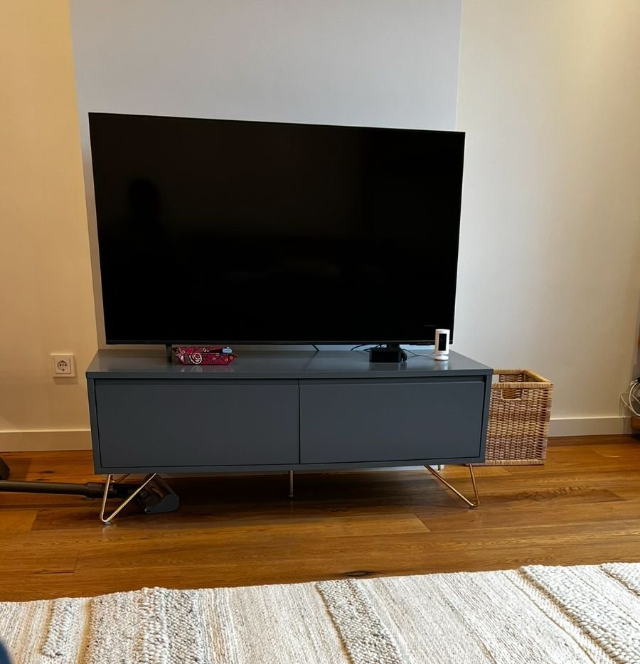 Grey TV Cabinet | €130 | Whoppah