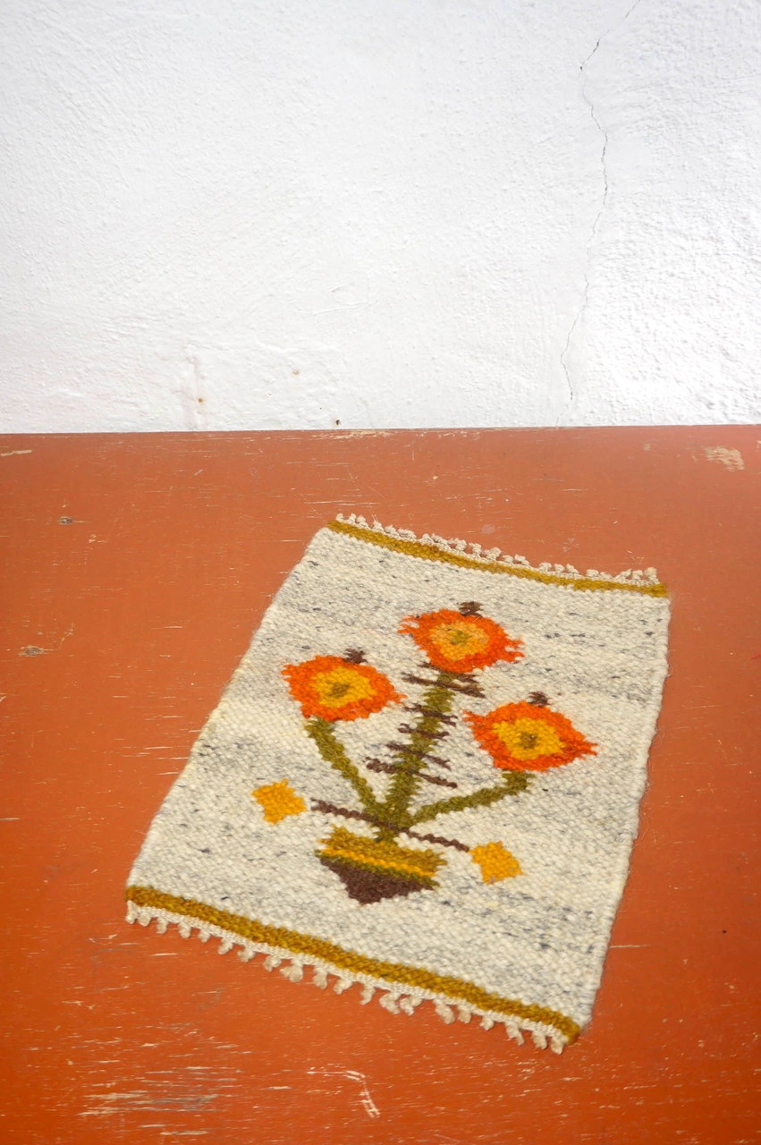 vintage polish mini rya textile * 1970s mid-century flower wall hanging ...