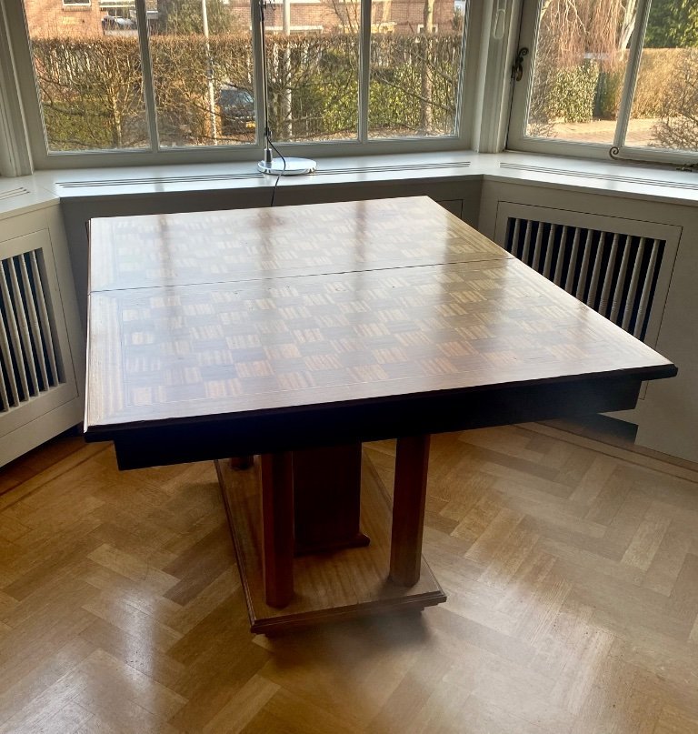 Tavolo vintage in mogano con piano intarsiato | €150 | Whoppah