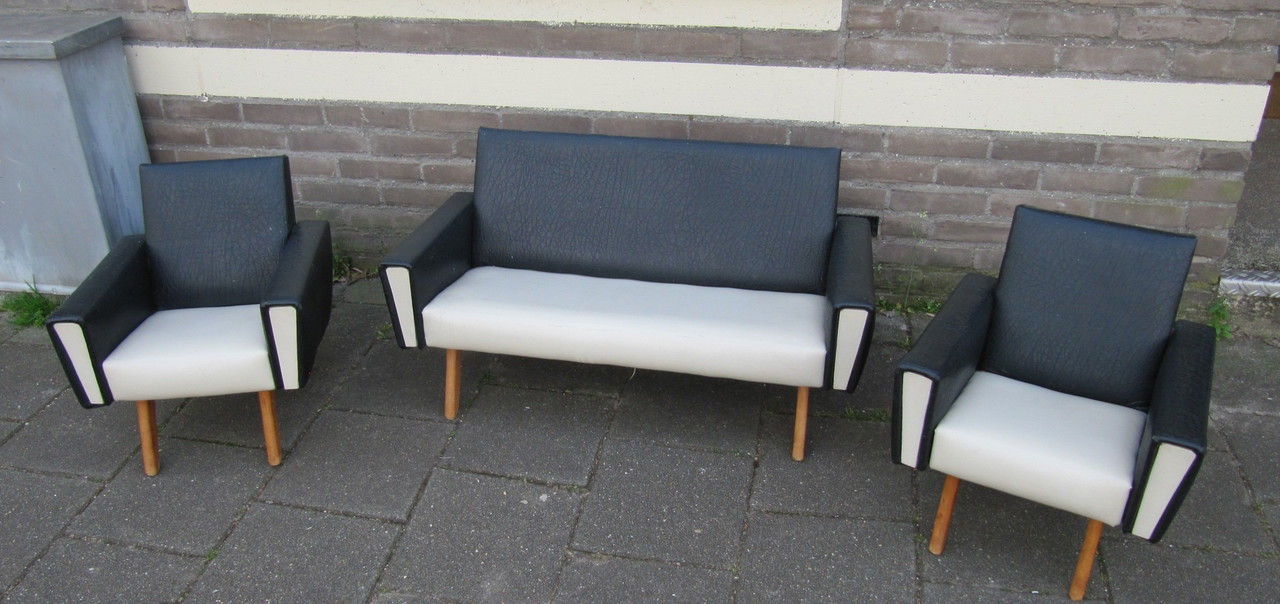 Vintage Kindermeubilair Bank + 2 Stoelen, 50's, Skai | €295 | Whoppah