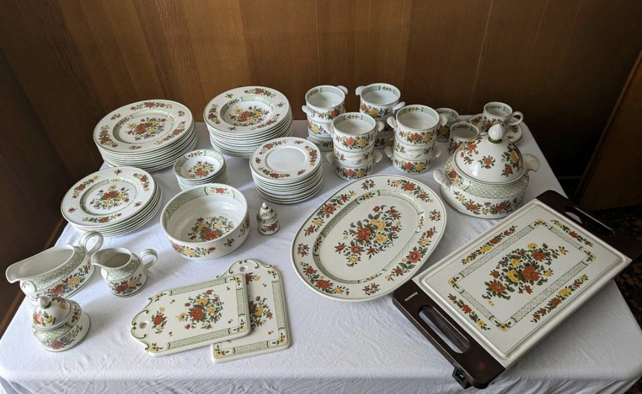 Villeroy Boch Summerday Servies | €329 | Whoppah