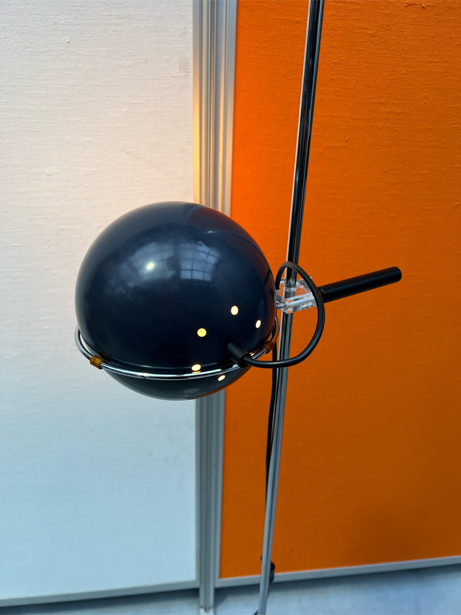 Gepo vloerlamp | €225 | Whoppah