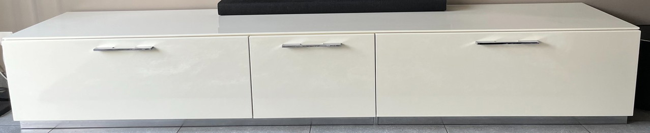 Hulsta tv-meubel | €250 | Whoppah