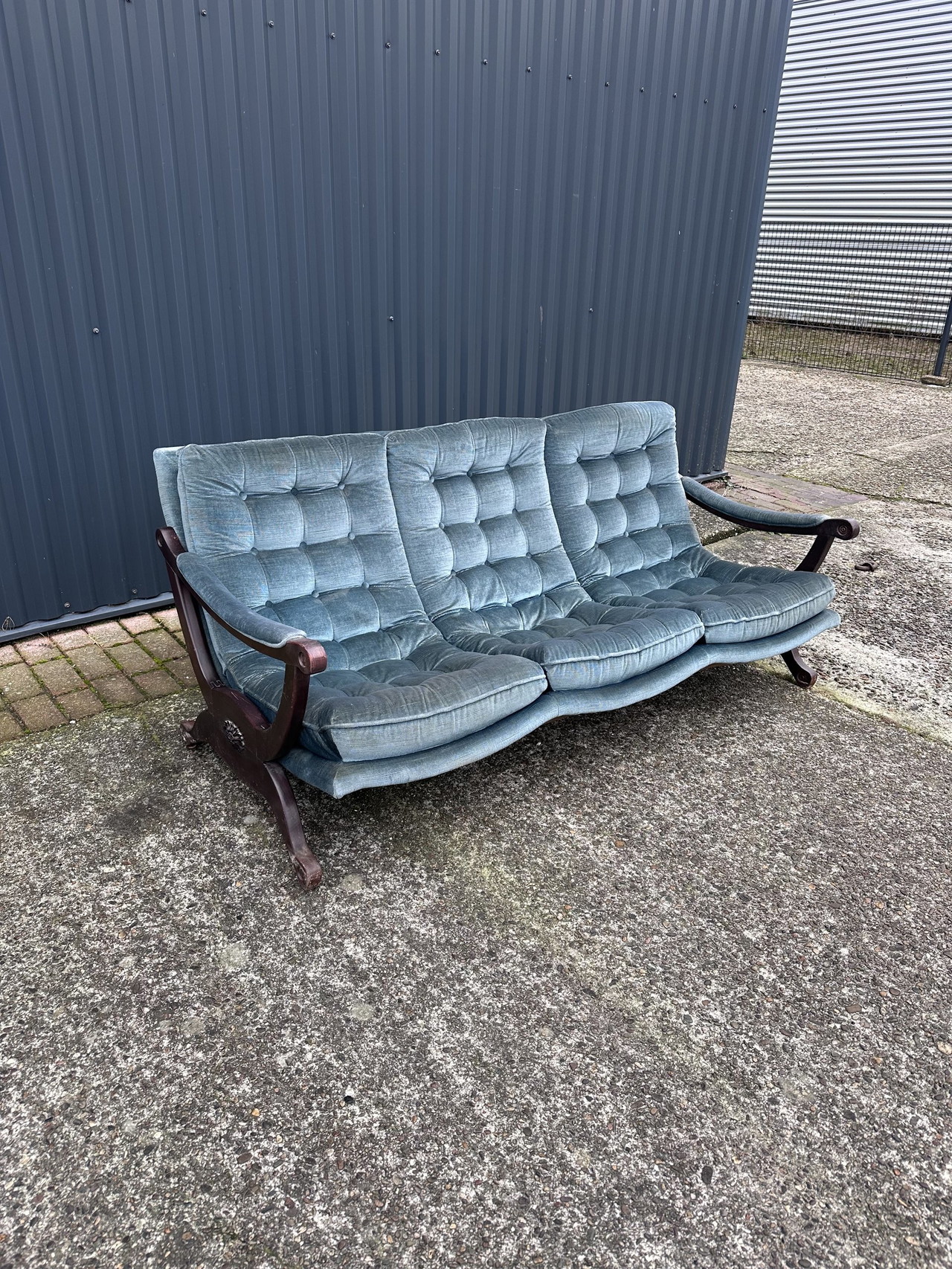 Vintage bank velvet | €300 | Whoppah