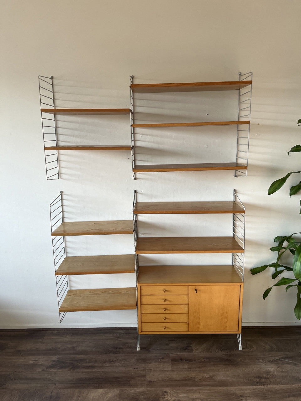 Vintage Nisse String Wandmeubel Set “Olivia” | €1,100 | Whoppah