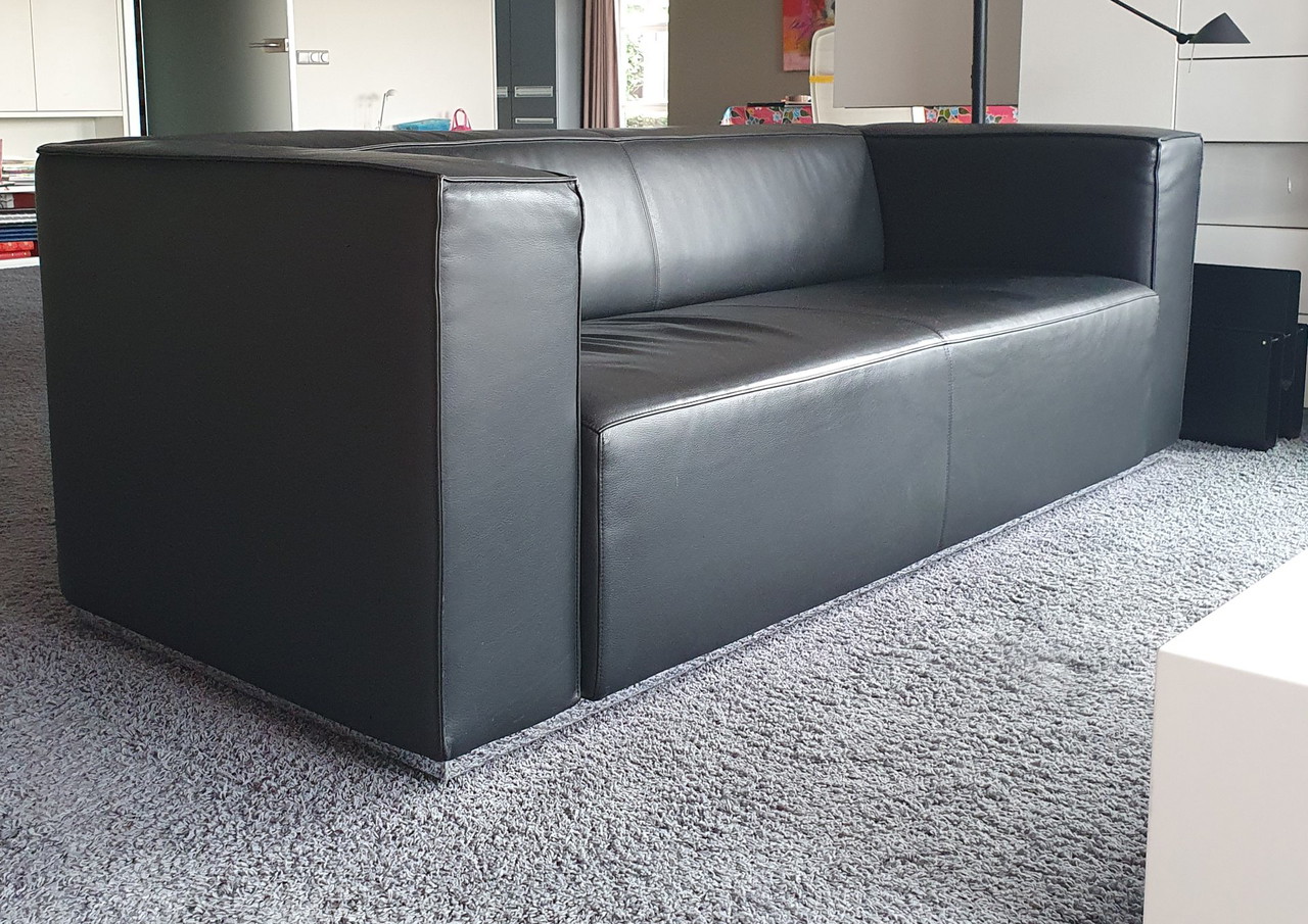 Cassina Blox bank | €650 | Whoppah