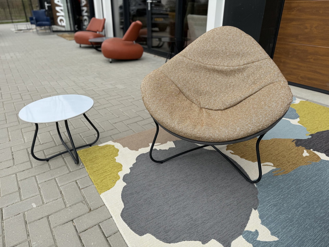 Label Hidde fauteuil binnen en buiten stoel geel | €995 | Whoppah