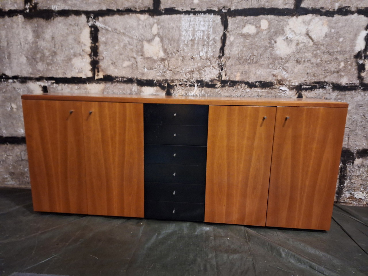 Castelijn kersenhouten dressoir | €225 | Whoppah