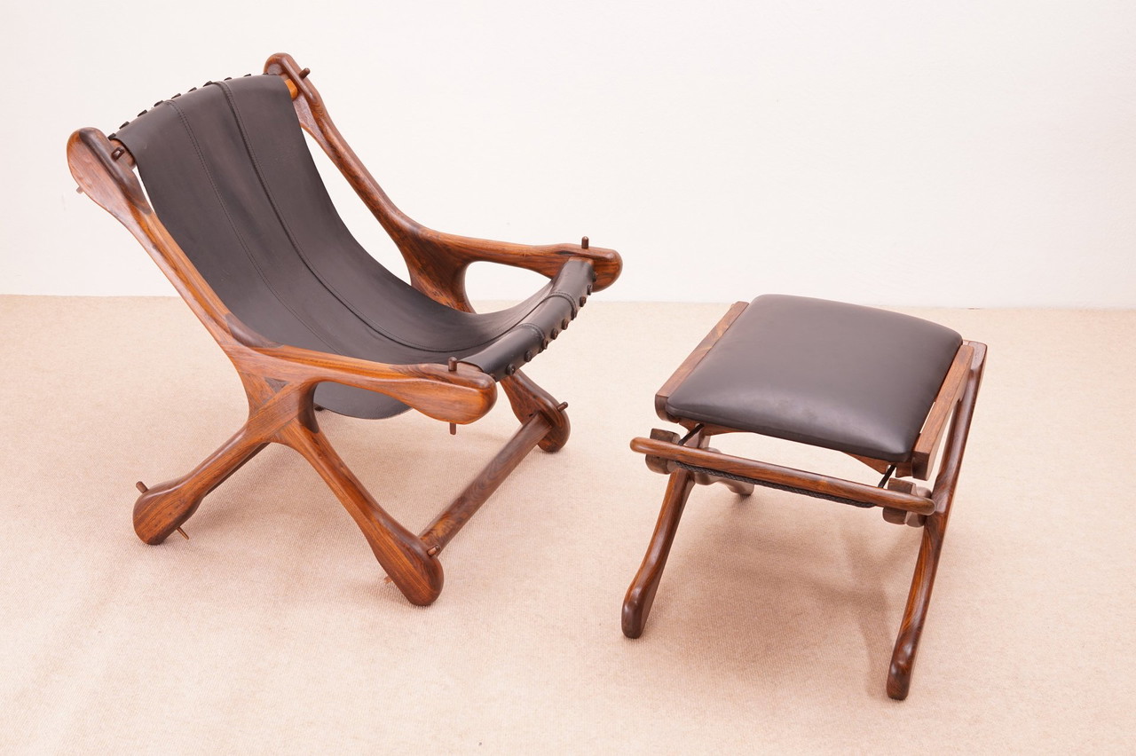 Loungestoel met voetenbank van Don Shoemaker | €3,600 | Whoppah