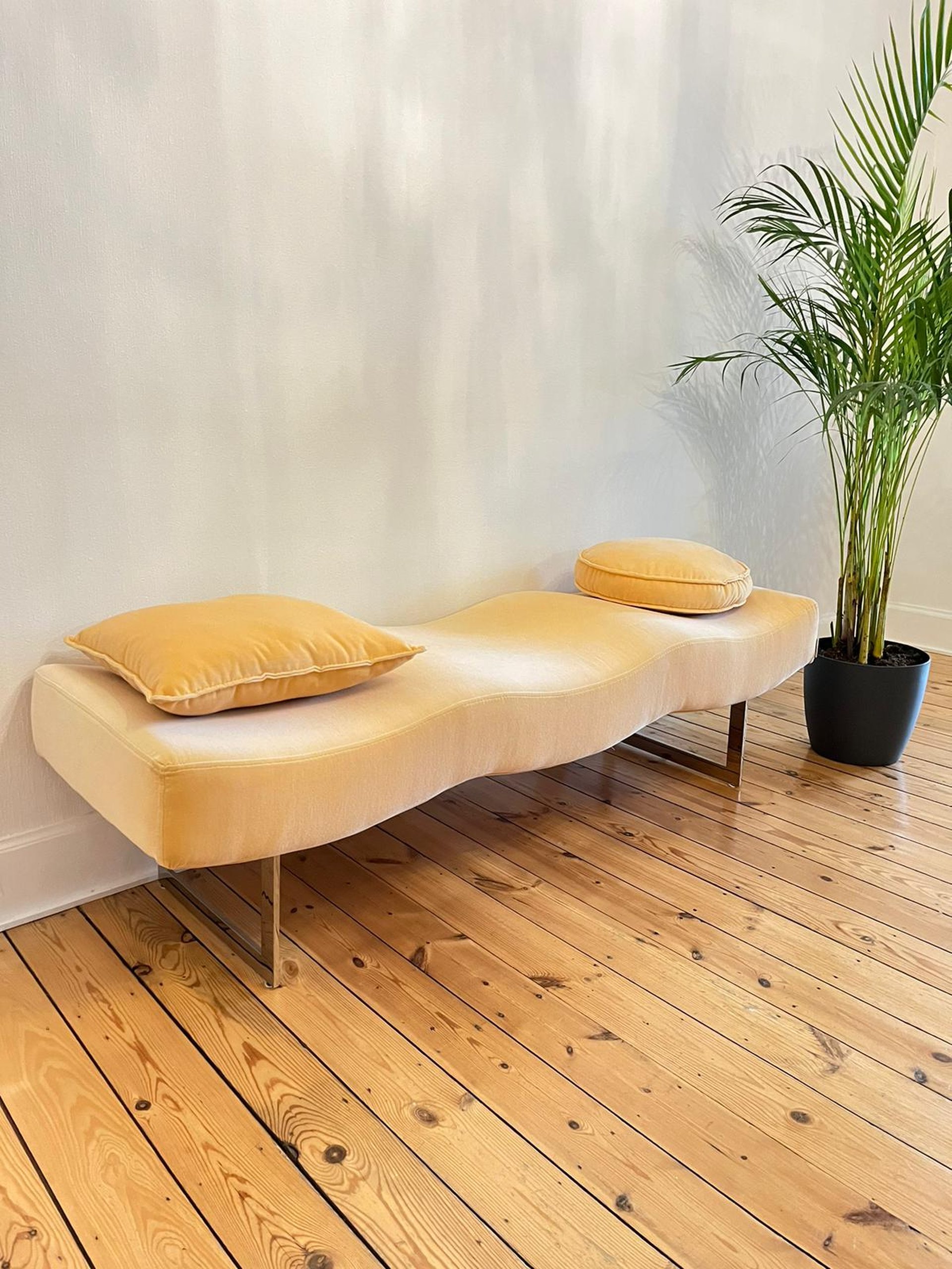 Interdesign unieke velours design bank | €1,100 | Whoppah