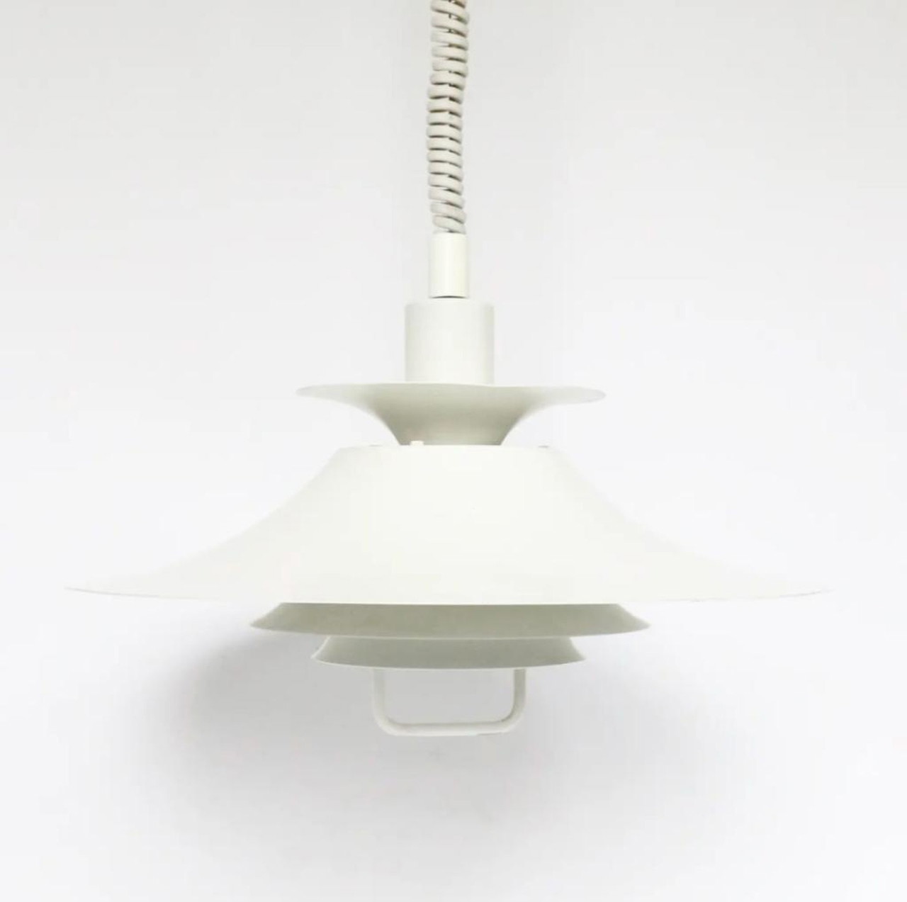 Vintage Frandsen model 1033-H Deense schalenlamp | €225 | Whoppah