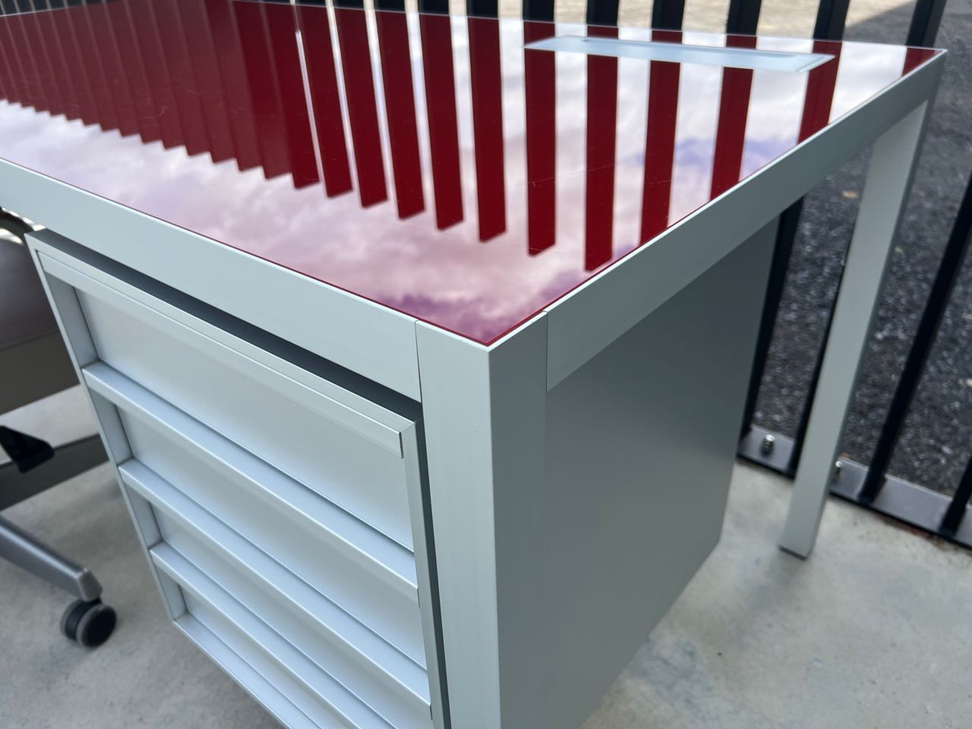 MDF Italia bureau | € 400 | Whoppah