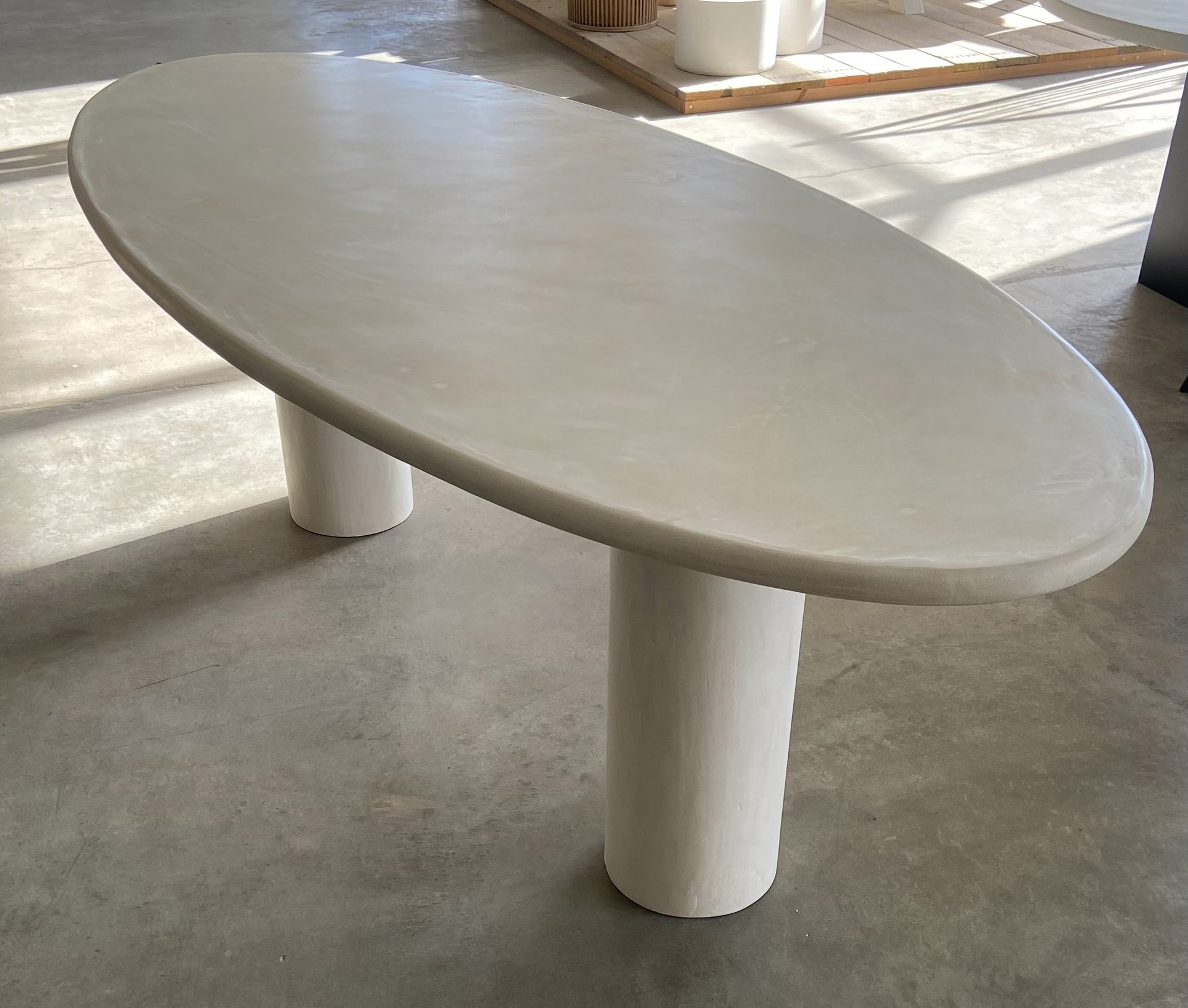 Mortex Ovaal Eettafel | € 3.250 | Whoppah