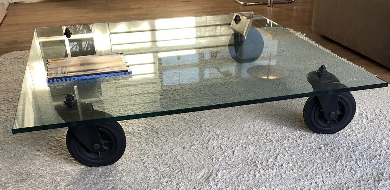 Fontanaarte Tavolo Con Ruote | €650 | Whoppah