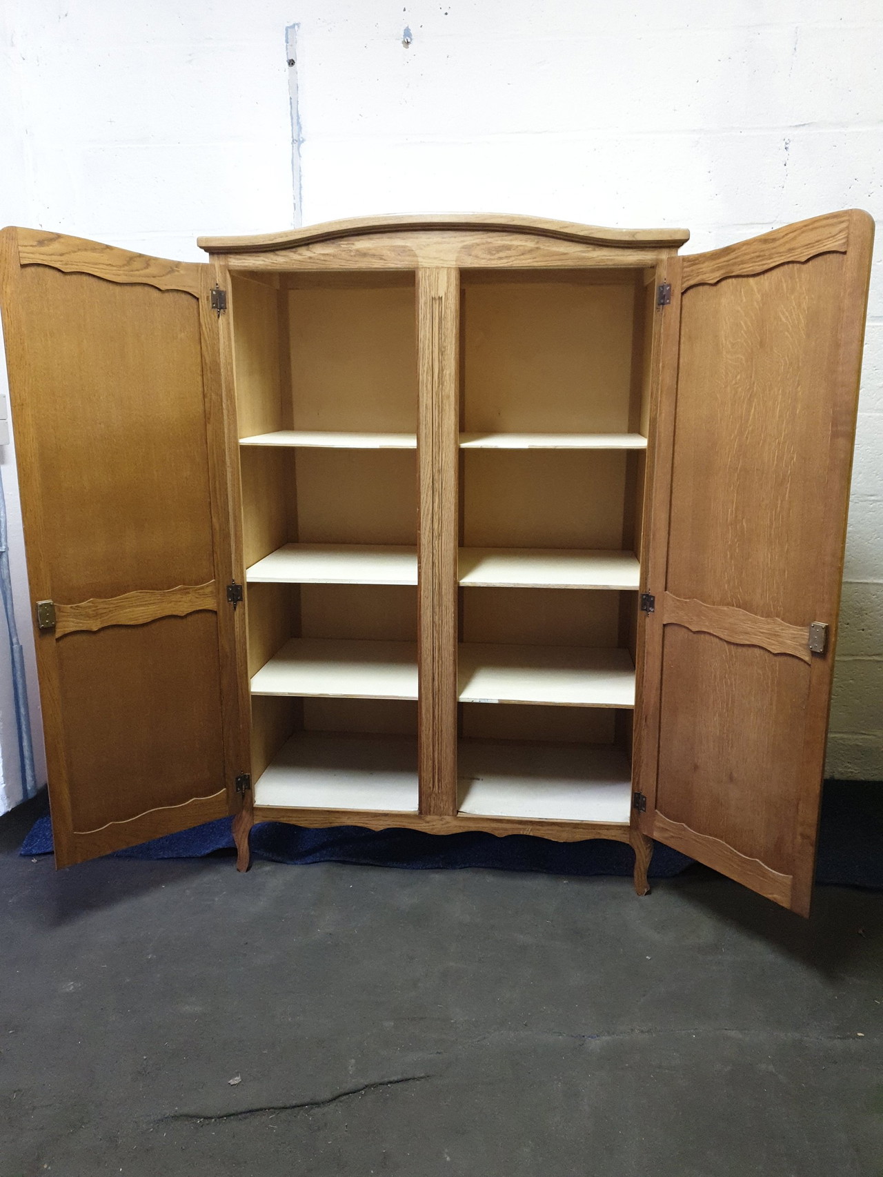 Slaapkamer Of Opberg Kast | €517 | Whoppah