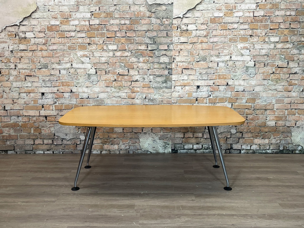 Vitra Medamorph / 200Cm | €1,500 | Whoppah