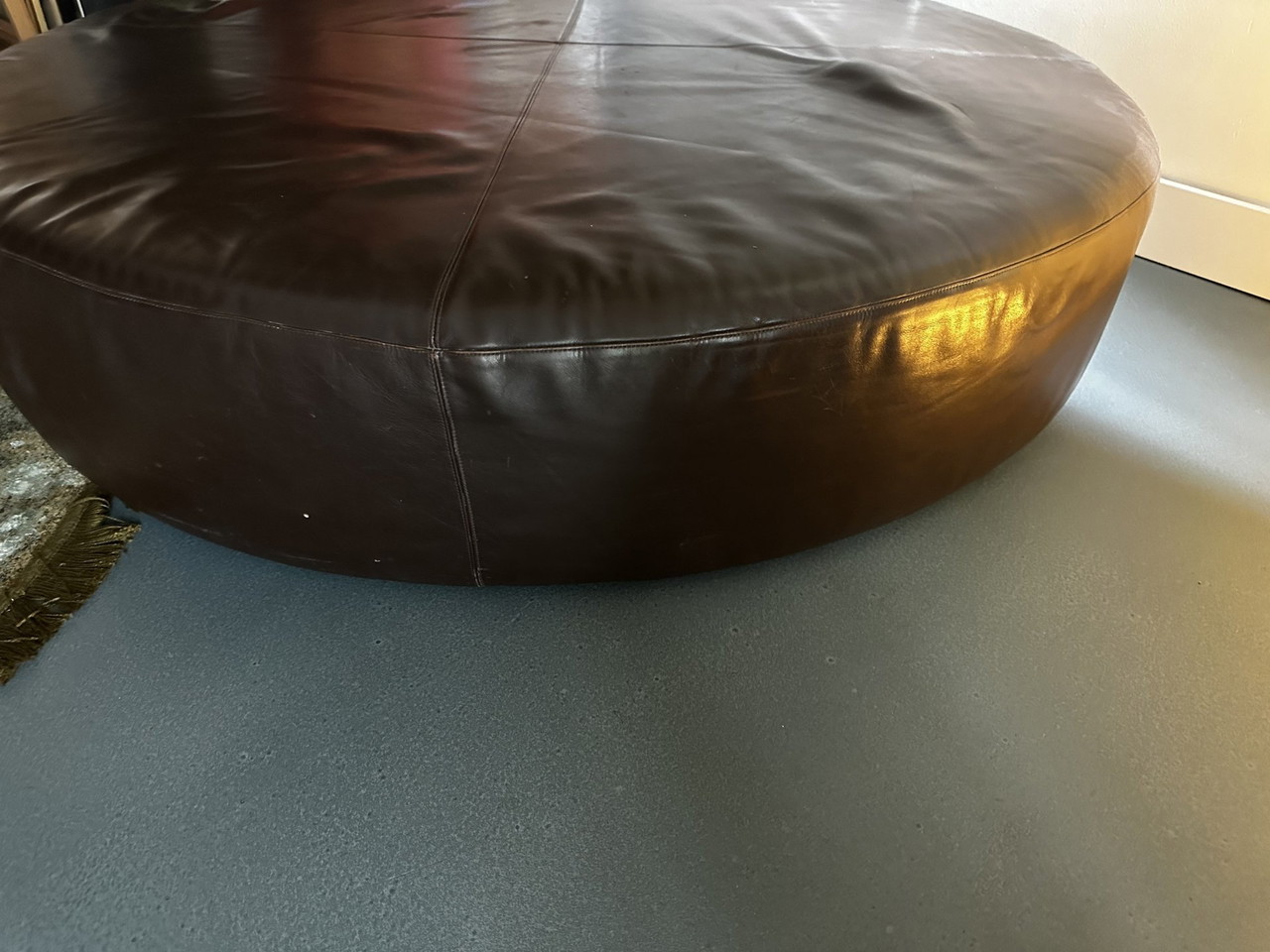 B&B Italia Poef Antonio Canterrio Model Harry | €67 | Whoppah