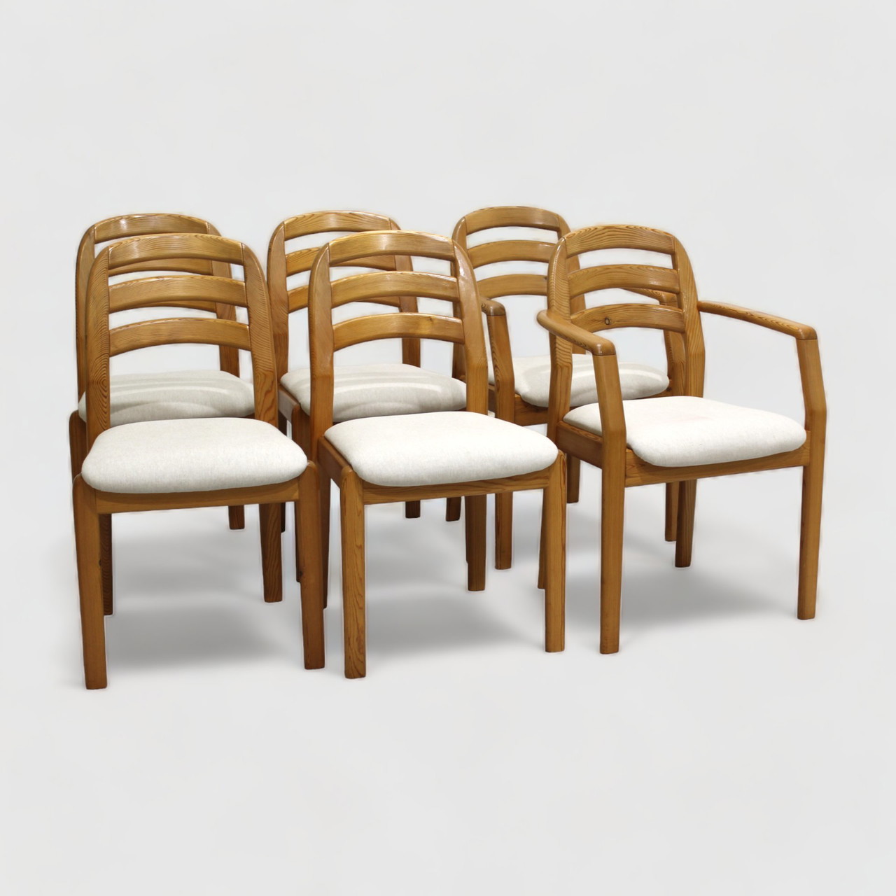 6x Vintage eetkamerstoelen Deens Design - Dyrlund jaren '70 | €1,199 | Whoppah