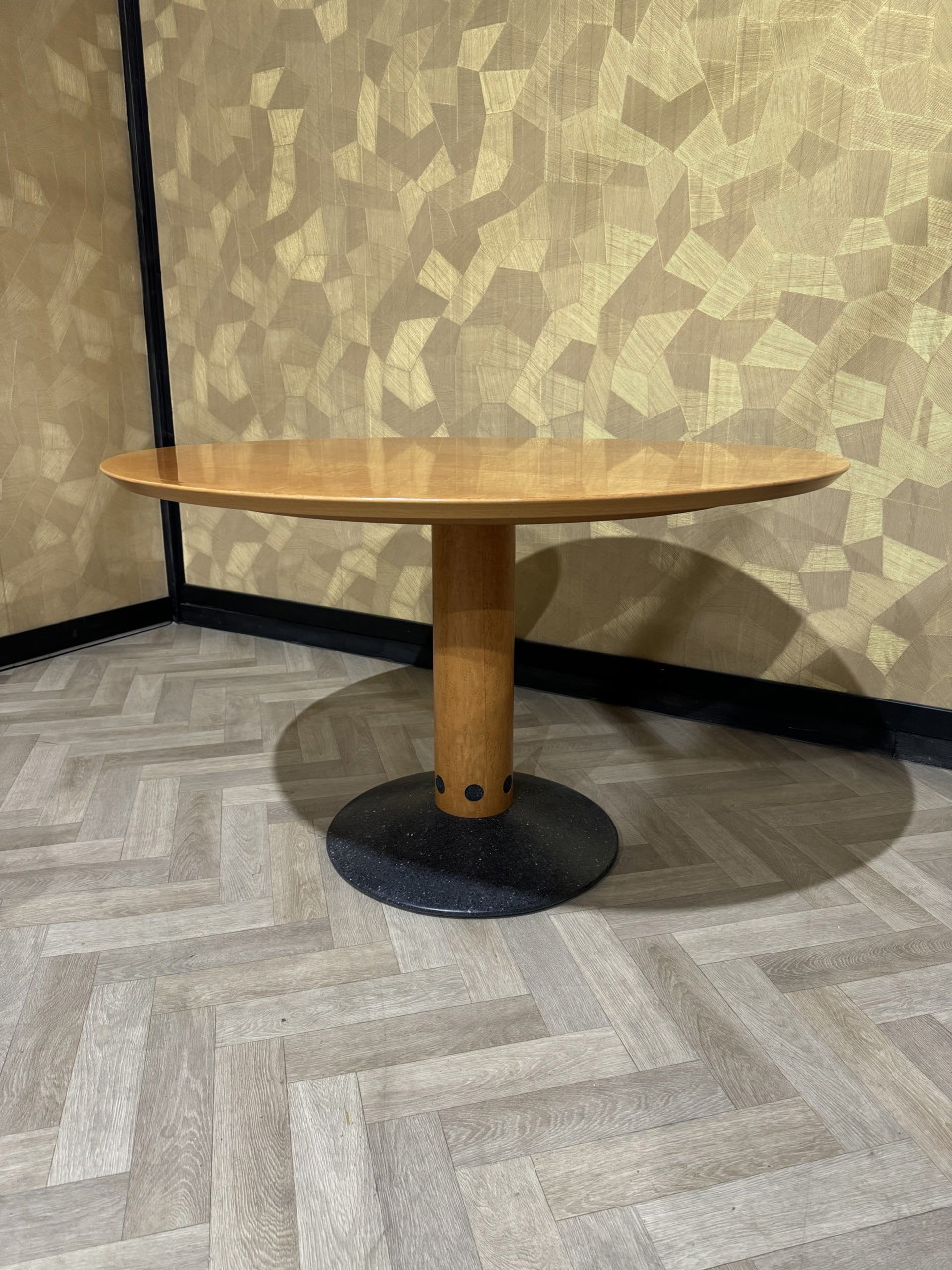 Arco Diabolo Design Tafel | €750 | Whoppah