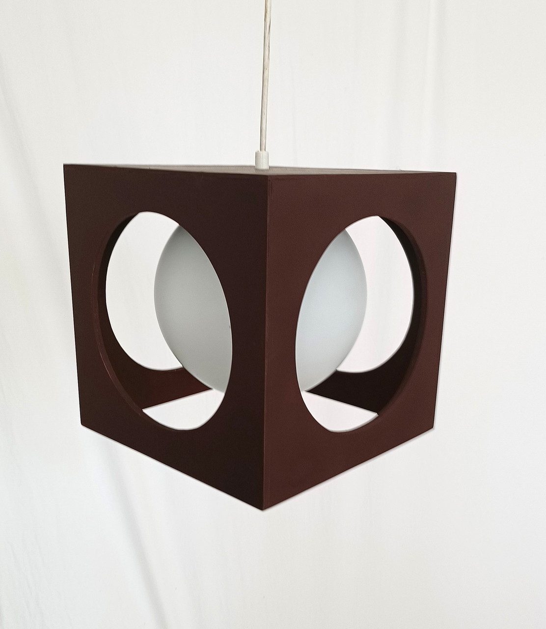 Dobbelsteen lamp model 4022 van Richard Essig | €169 | Whoppah