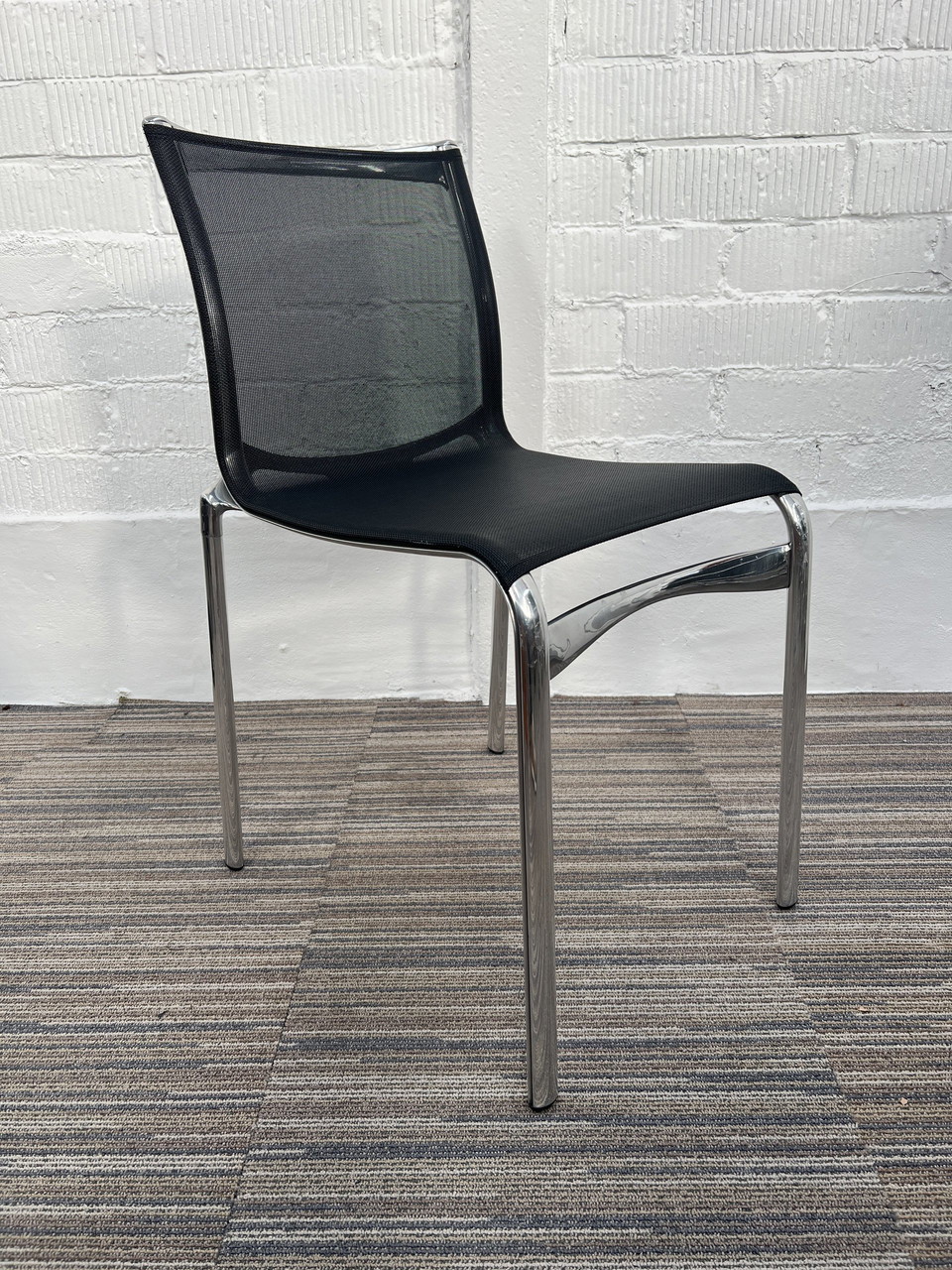 1X Alias Frame Chair | €195 | Whoppah