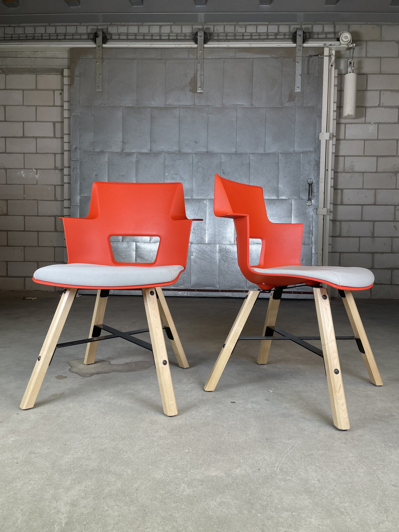 7x Steelcase Turnstone Shortcut chair | €1,100 | Whoppah
