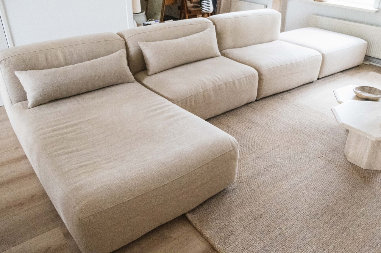Bank Sara Sofa L’authentique Modulair Beige Linnen | €2,295 | Whoppah