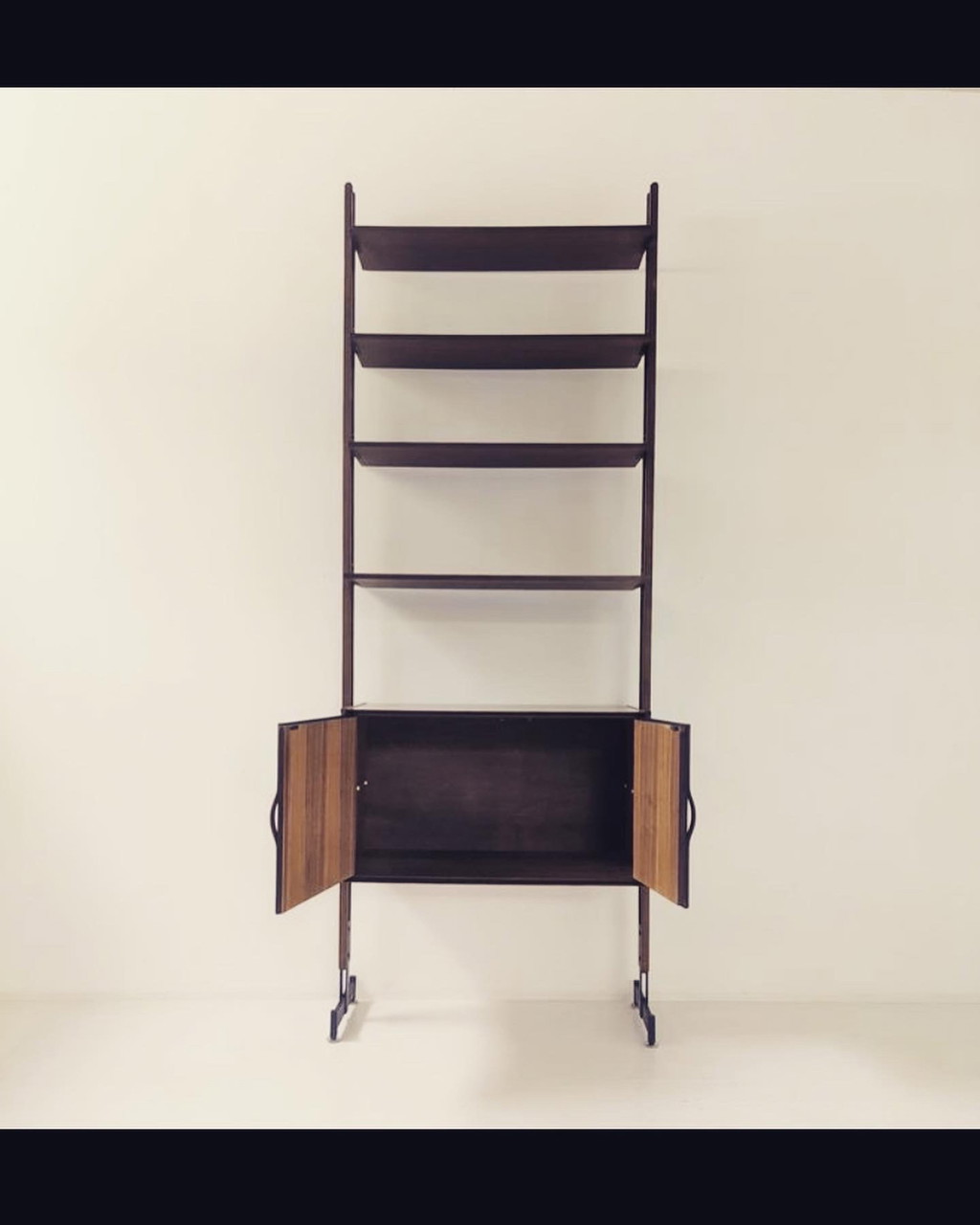 Mobile Cunta Wallunit Permanente by Giofranco Frattini | €1,785 | Whoppah