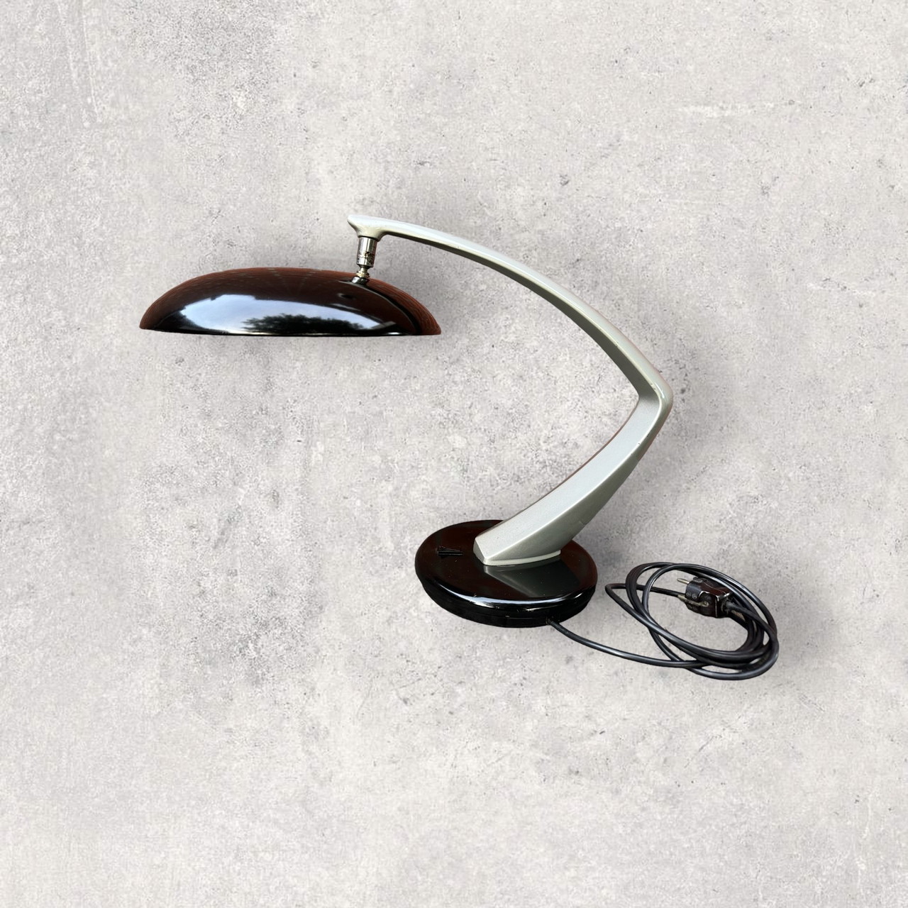 Fase boomerang 64 lamp | €541 | Whoppah