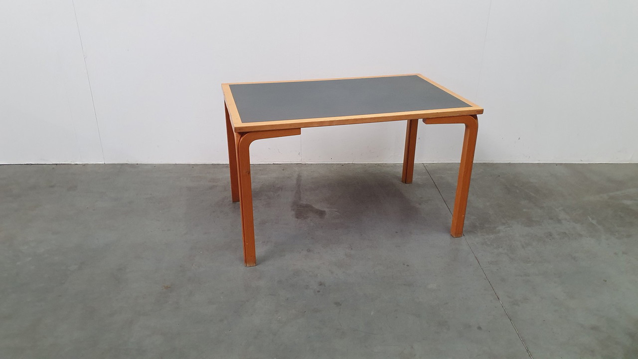 Magnus Olesen II modulaire tafel bureau | €450 | Whoppah