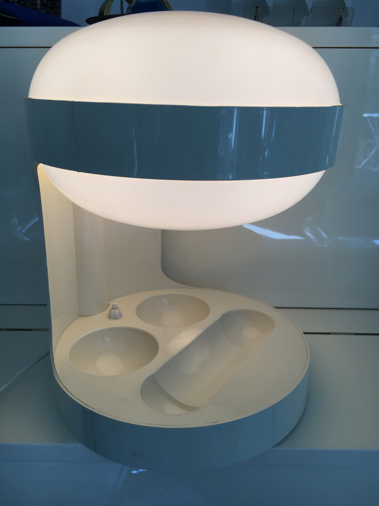 Joe Colombo Kd29 lamp | €760 | Whoppah