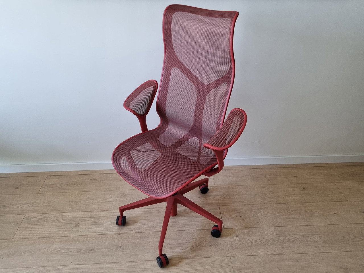 Herman Miller Cosm office chair | €950 | Whoppah
