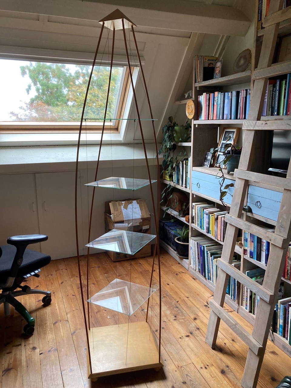 Display case open glass design | €140 | Whoppah