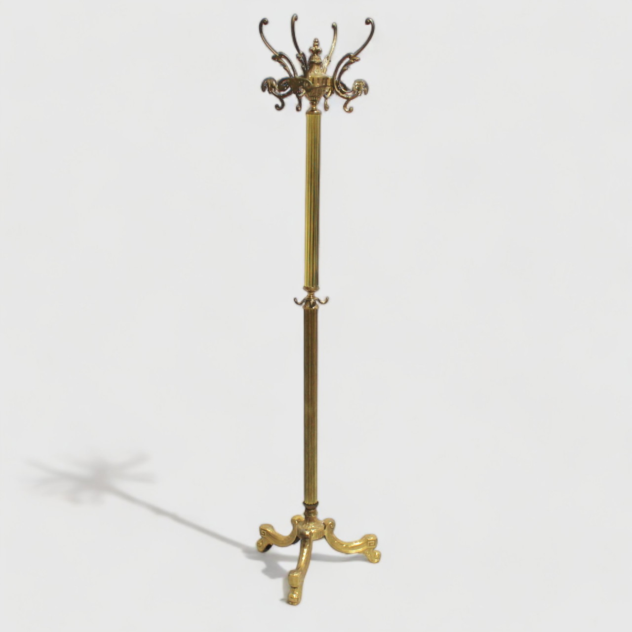 Vintage standing coat rack, wardrobe - brass | €169 | Whoppah