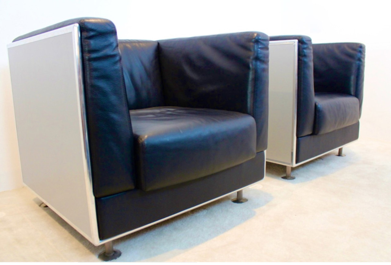 Matteo Grassi Soft Leather Arm Chairs In Aluminum Shell by Kunihide ...