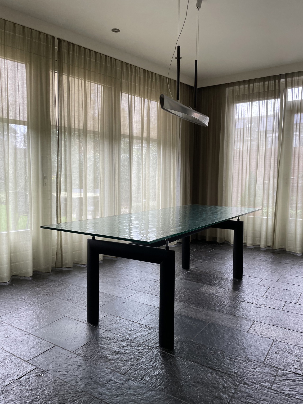 Cassina LC6 Le Corbusier table | €1,200 | Whoppah