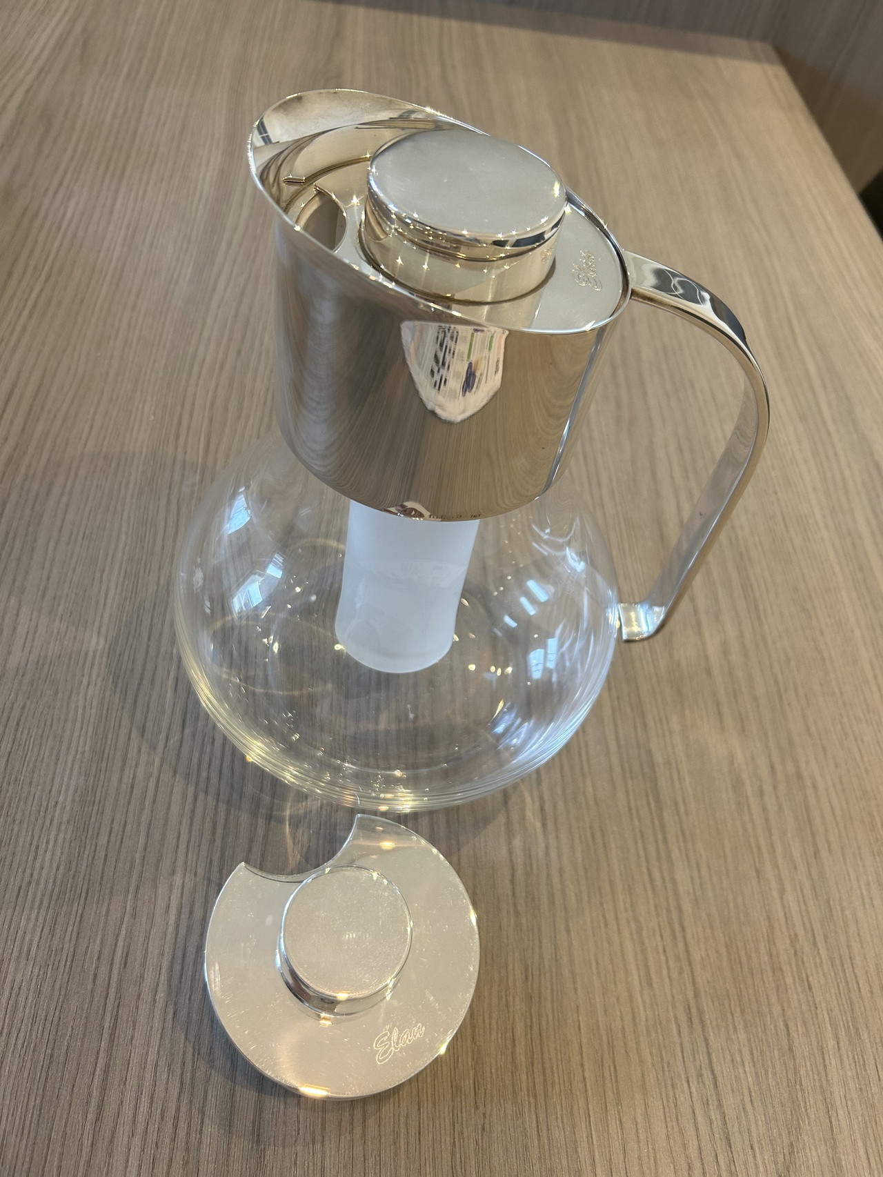 Mesa Italy Karaf Silver with ice container | €75 | Whoppah