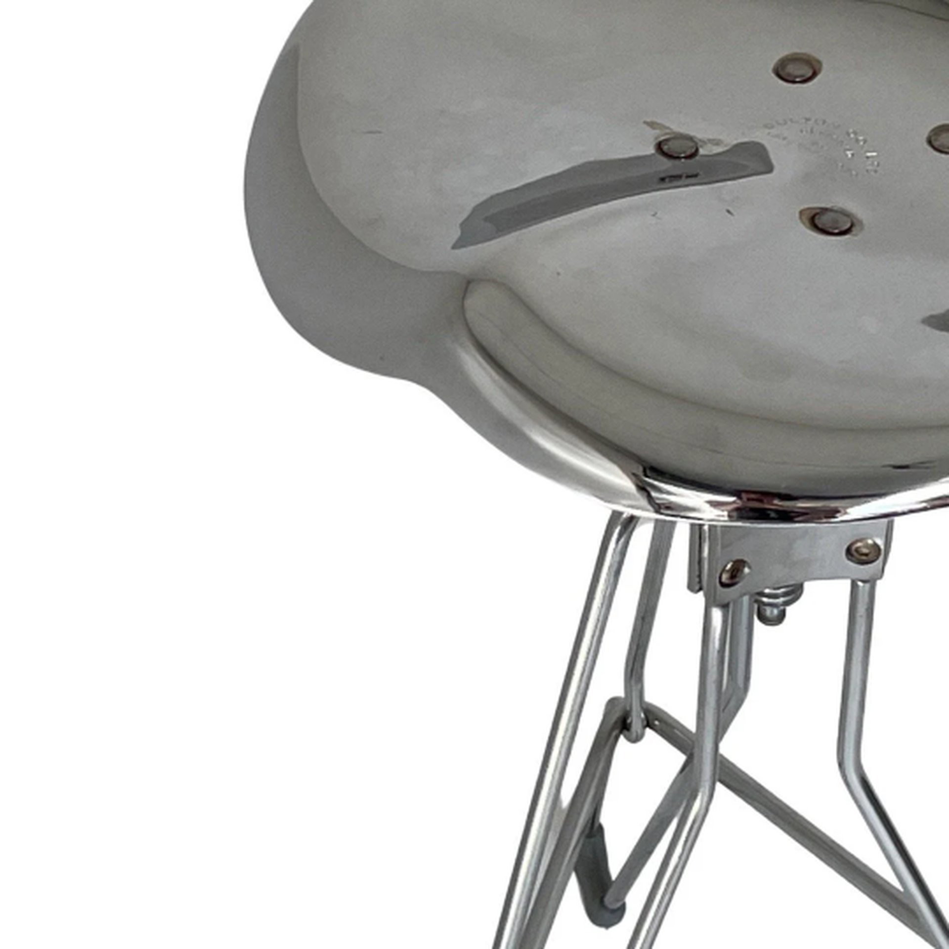 Dulton model Clipper II bar stool by Yasu Sasamoto | €425 | Whoppah