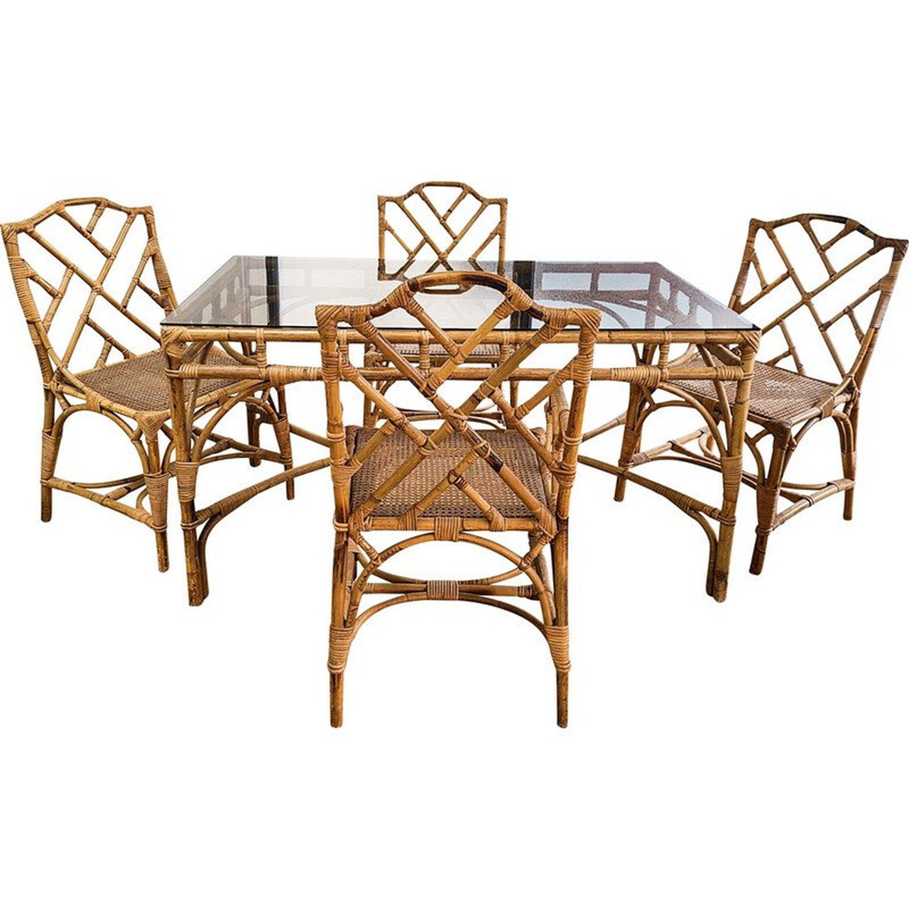 Vintage rattan dining set, 1960-1970 | €2,400 | Whoppah